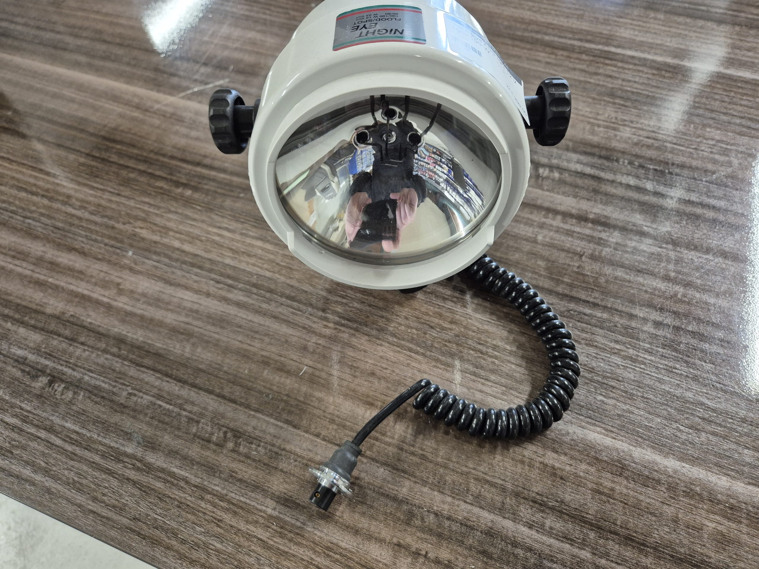 Night Eye ABS light 12 V 100+100 W – Sandefjord Maritim As